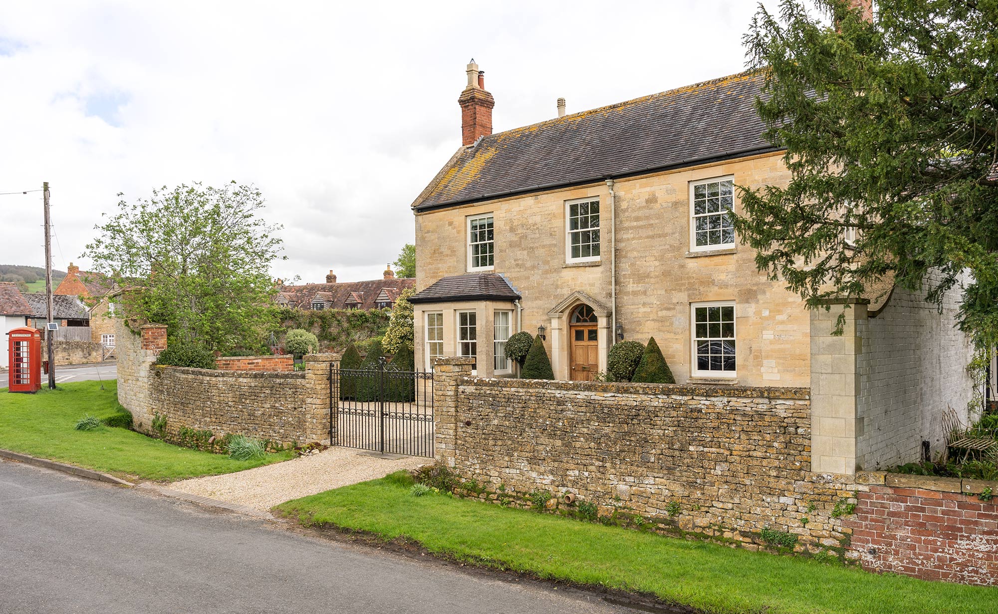 Timber Slim Sash Windows | White Tie | Gloucestershire